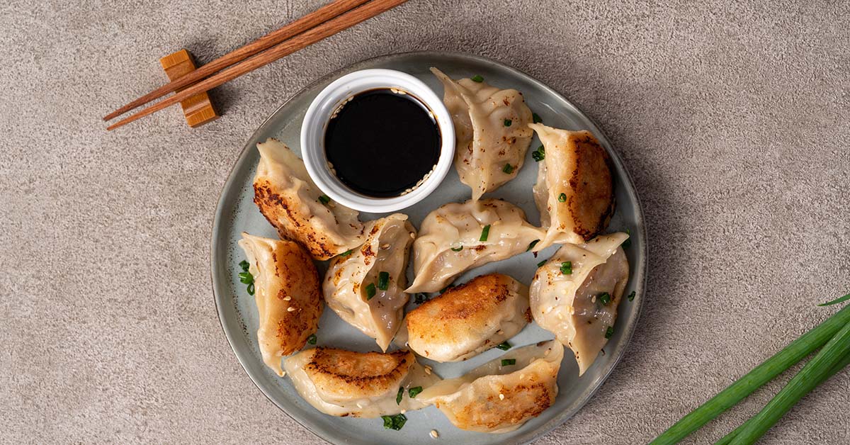 Jiaozi reteta - dumplings chinezești cu umplutură din carne tocată și ...
